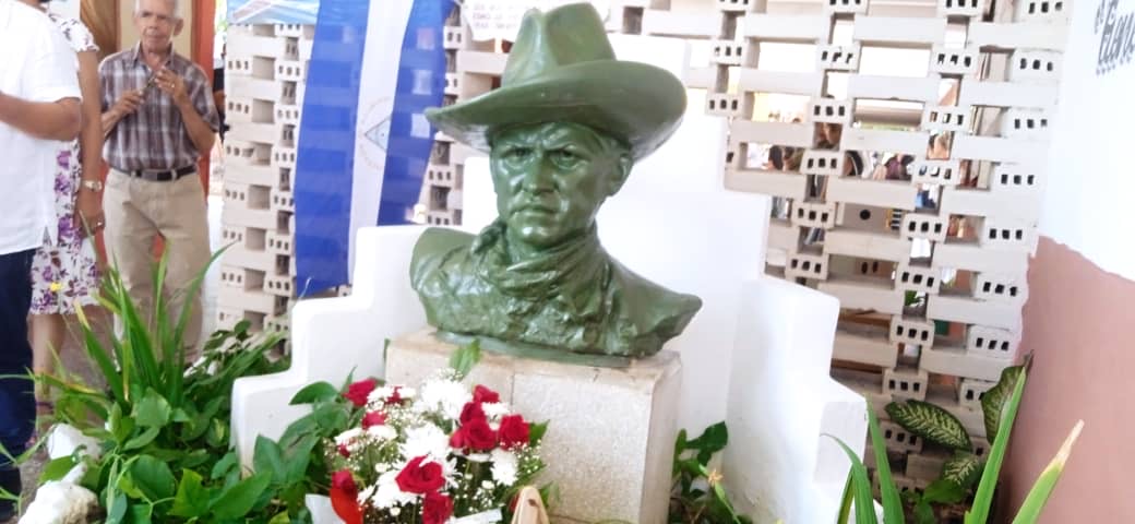 Sandino honra a Augusto César Sandino con un tributo de compromiso y ...